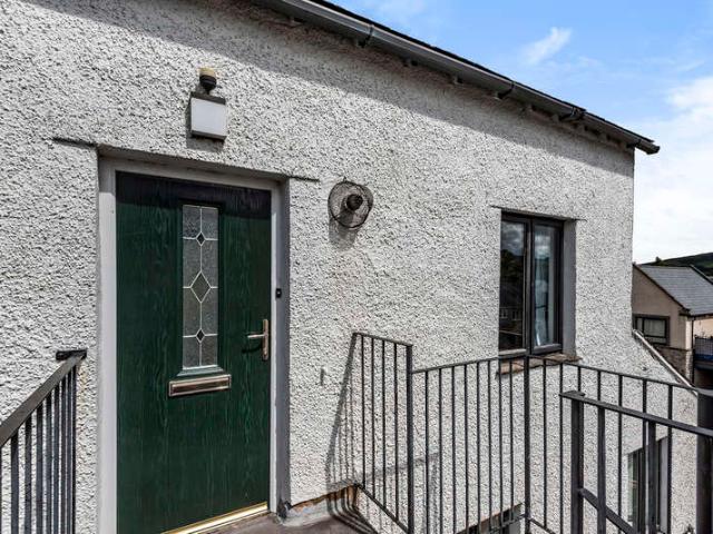 1 Bedroom Flat