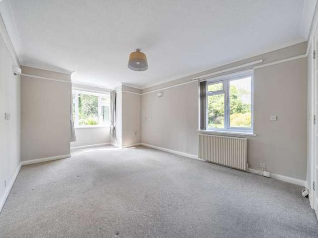 1 Bedroom Flat