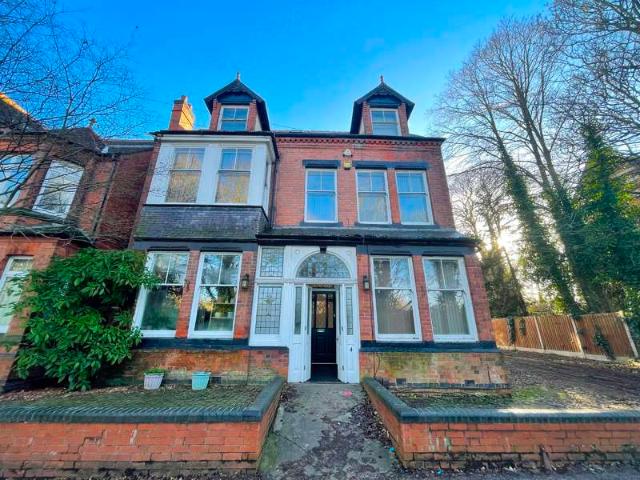 1 Bedroom Flat