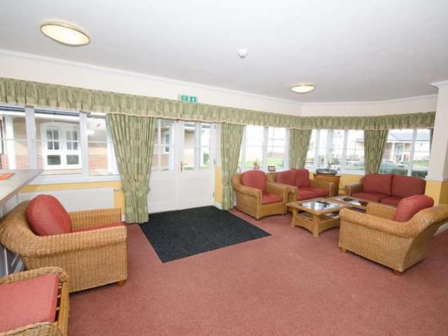 1 Bedroom Flat