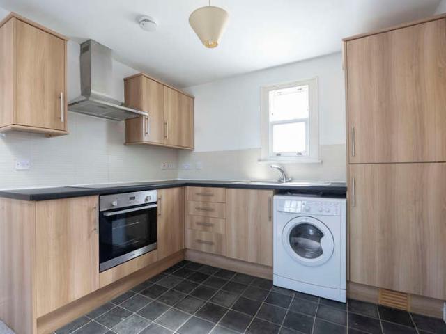 1 Bedroom Flat