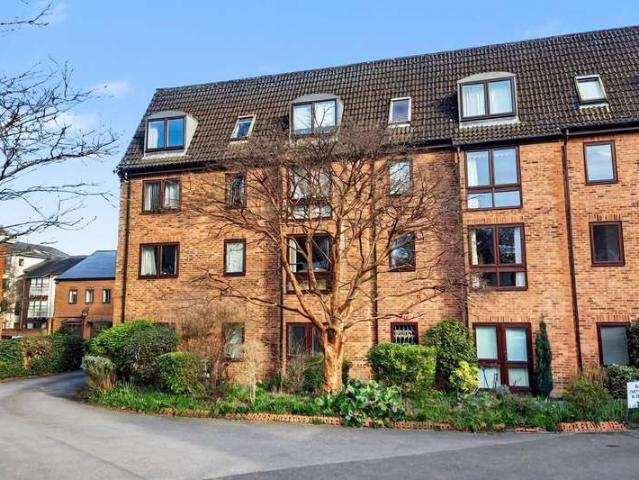 1 Bedroom Flat