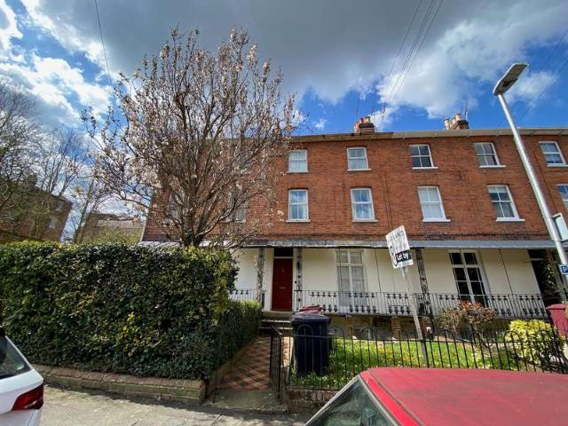 1 Bedroom Flat