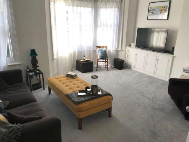 1 Bedroom Flat