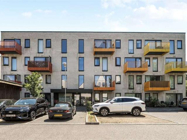 1 Bedroom Flat