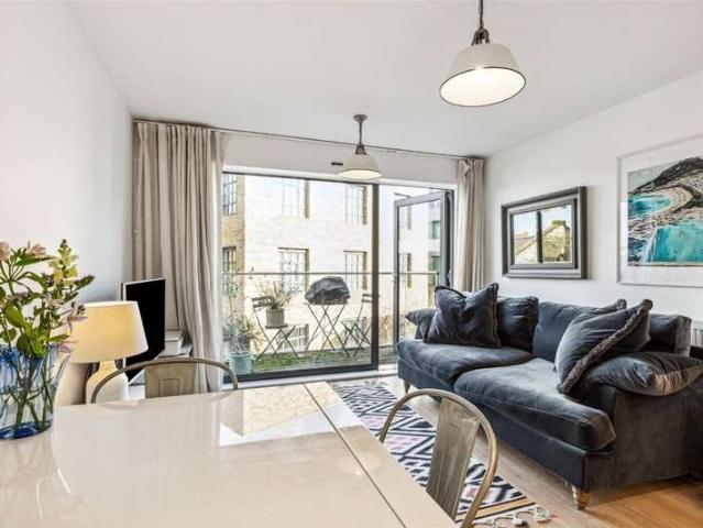 1 Bedroom Flat