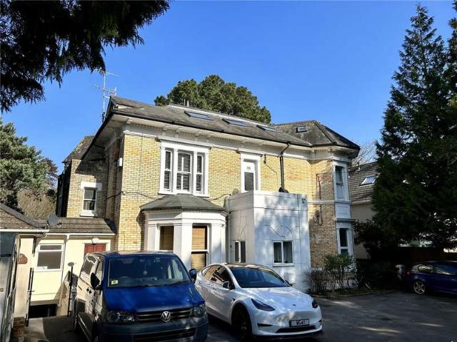 1 Bedroom Flat