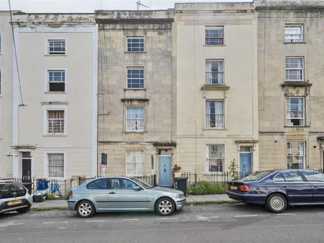1 Bedroom Flat