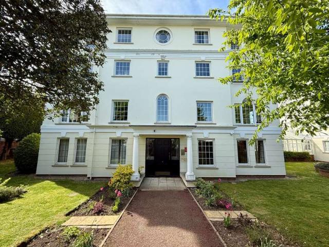1 Bedroom Flat