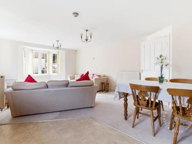 1 Bedroom Flat