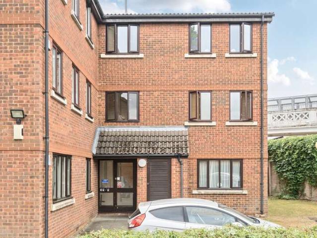 1 Bedroom Flat
