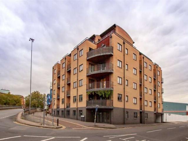 1 Bedroom Flat