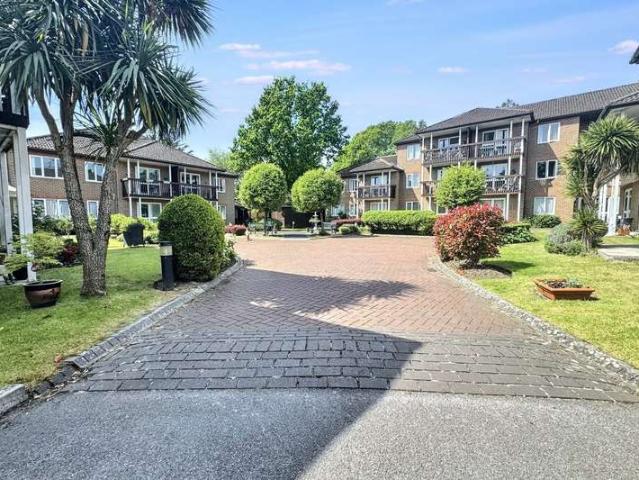 1 Bedroom Flat