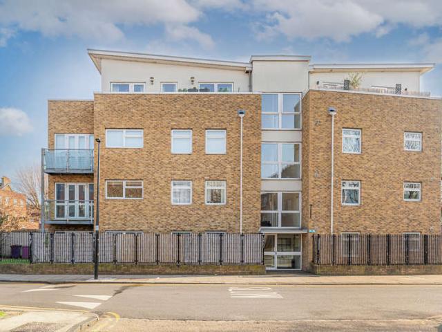 1 Bedroom Flat