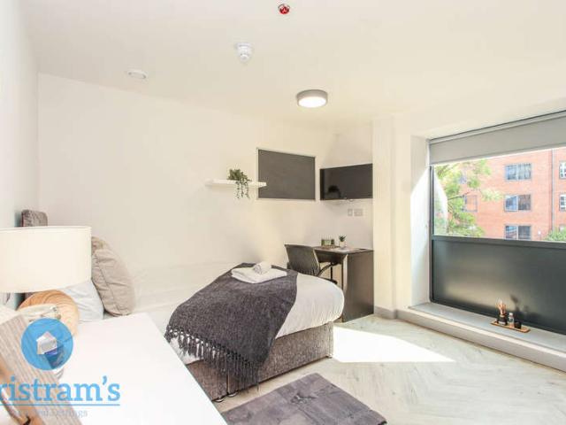 1 Bedroom Flat
