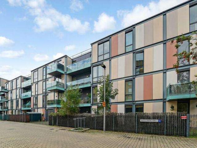 1 Bedroom Flat