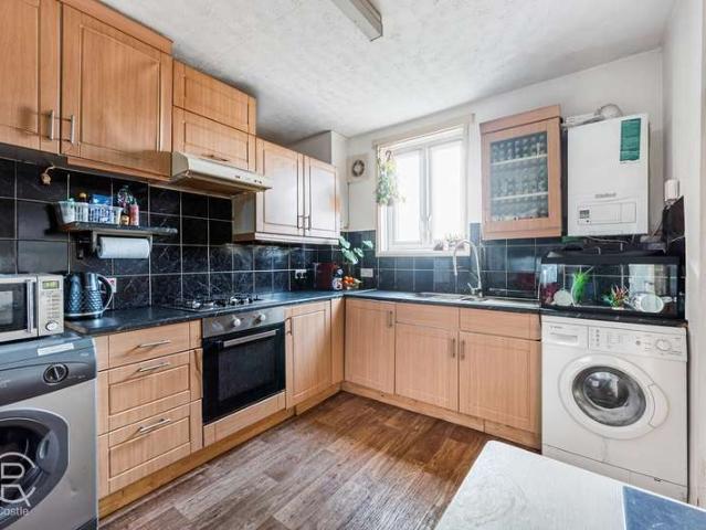1 Bedroom Flat