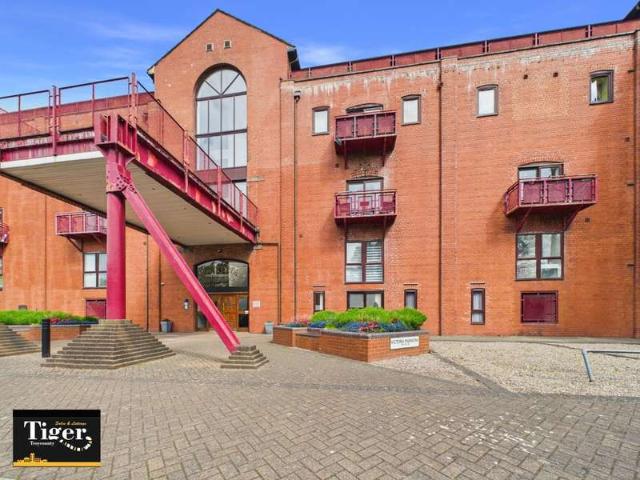 1 Bedroom Flat