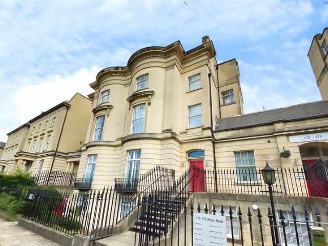 1 Bedroom Flat