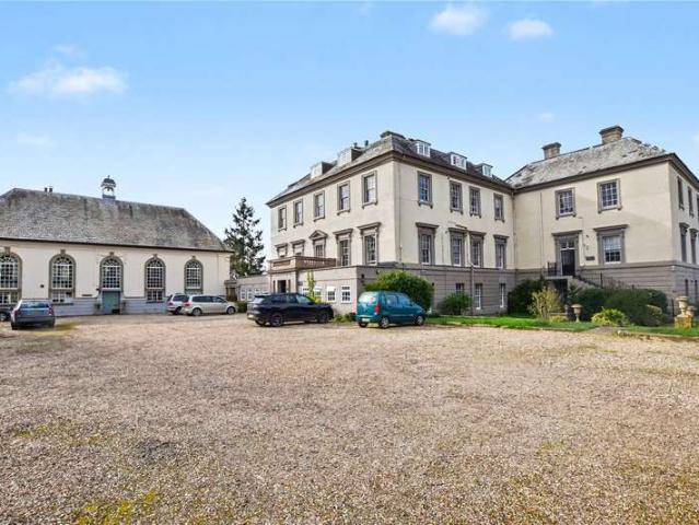 1 Bedroom Flat
