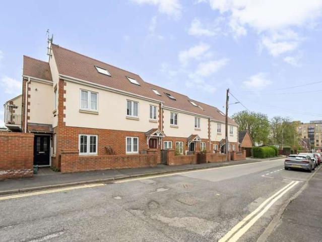 1 Bedroom Flat