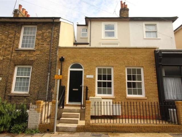 1 Bedroom Flat