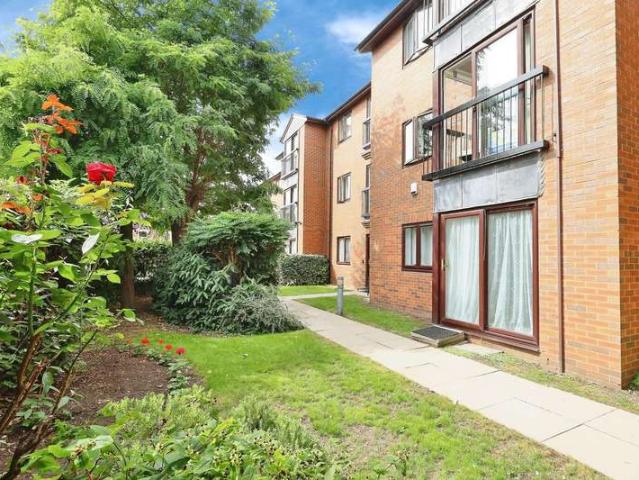 1 Bedroom Flat