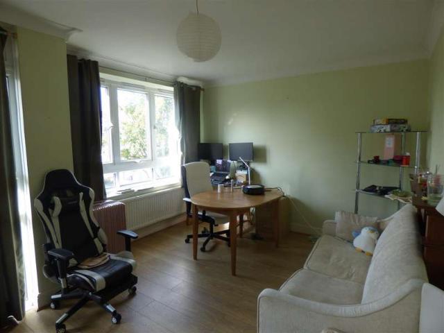 1 Bedroom Flat