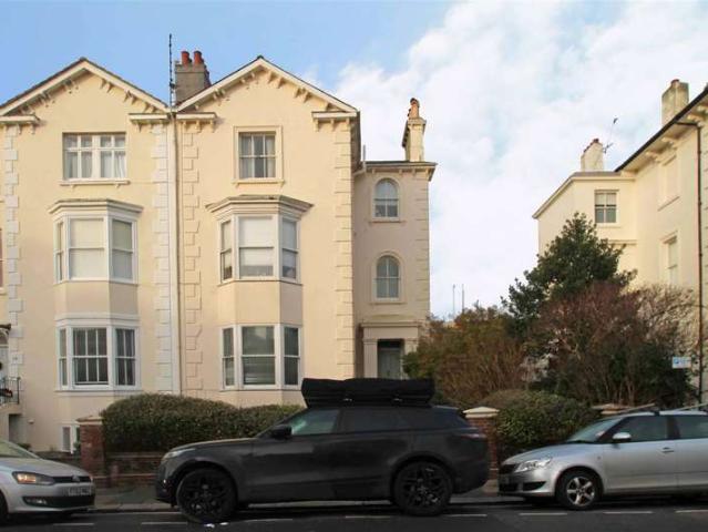 1 Bedroom Flat