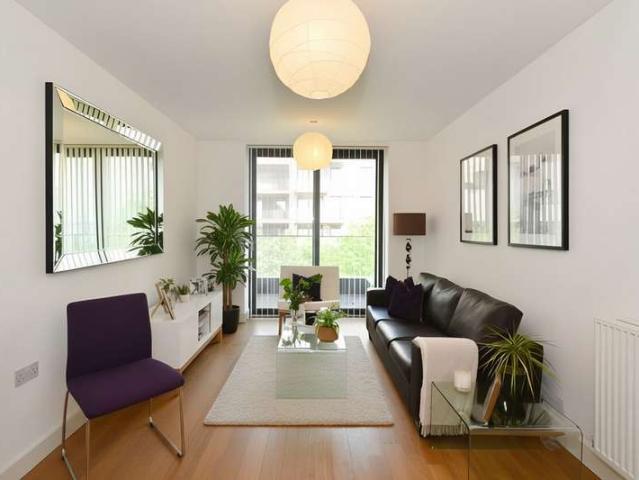 1 Bedroom Apartment Flat