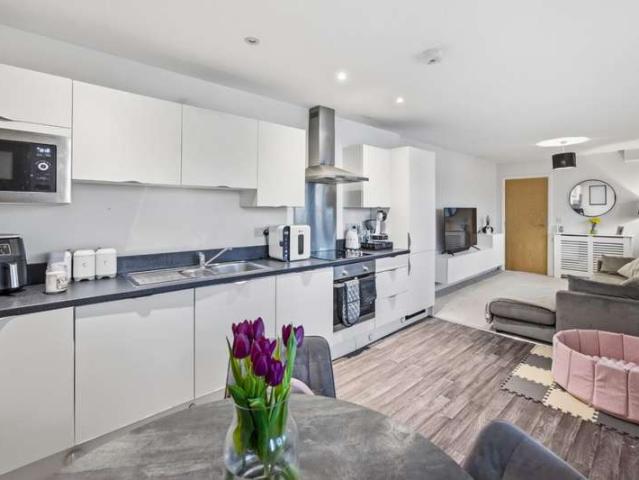 1 Bedroom Flat