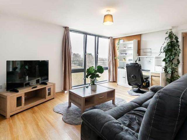 1 Bedroom Flat