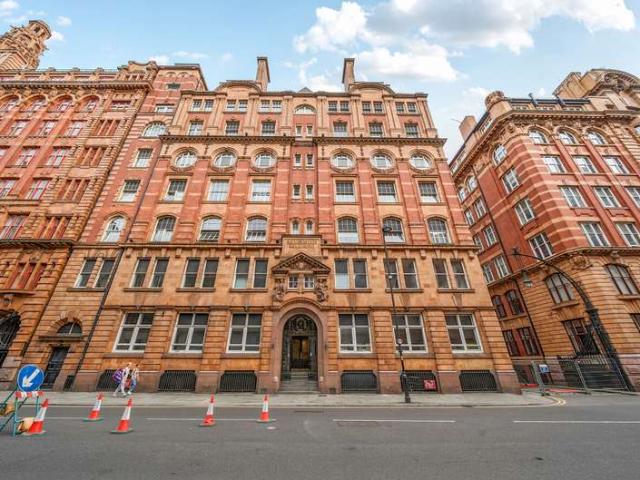 1 Bedroom Flat
