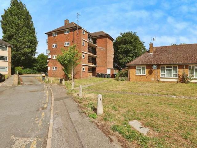 1 Bedroom Flat