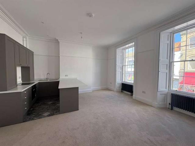 1 Bedroom Flat