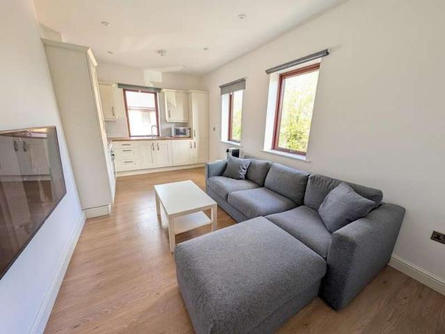 1 Bedroom Flat