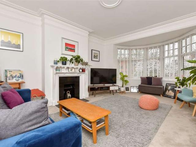 1 Bedroom Flat