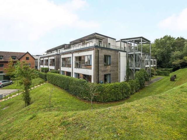 1 Bedroom Flat