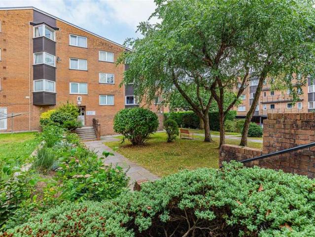 1 Bedroom Flat