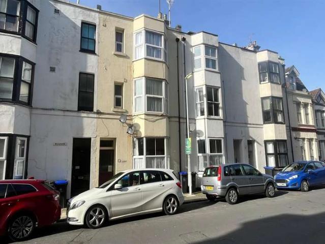 1 Bedroom Flat
