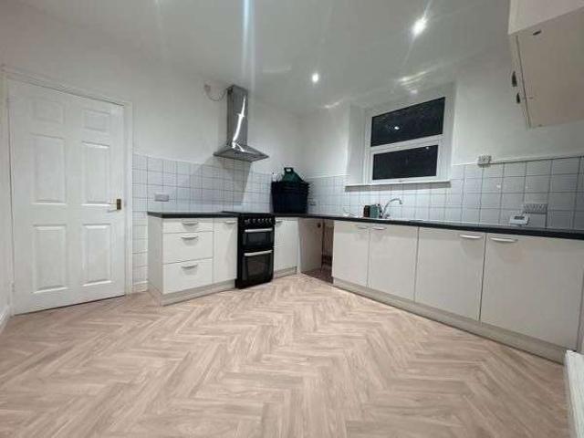 1 Bedroom Flat