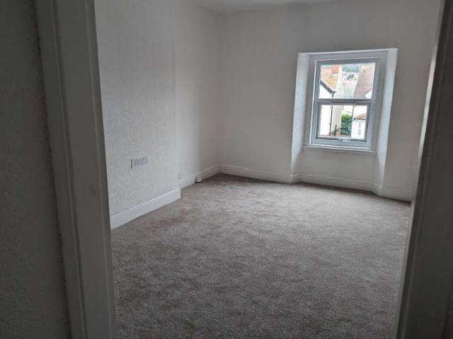 1 Bedroom Flat