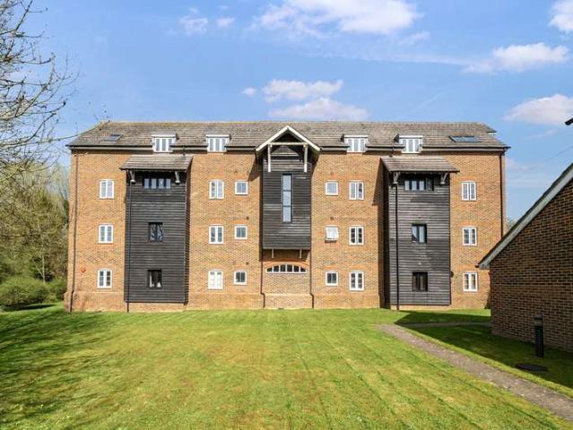 1 Bedroom Flat