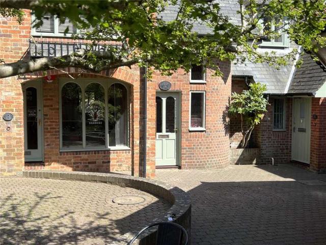 1 Bedroom Flat