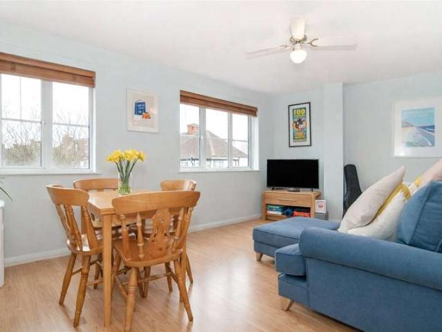 1 Bedroom Flat