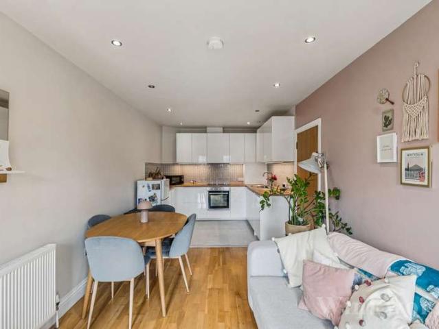 1 Bedroom Flat