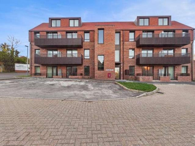 1 Bedroom Flat