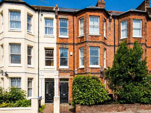1 Bedroom Flat