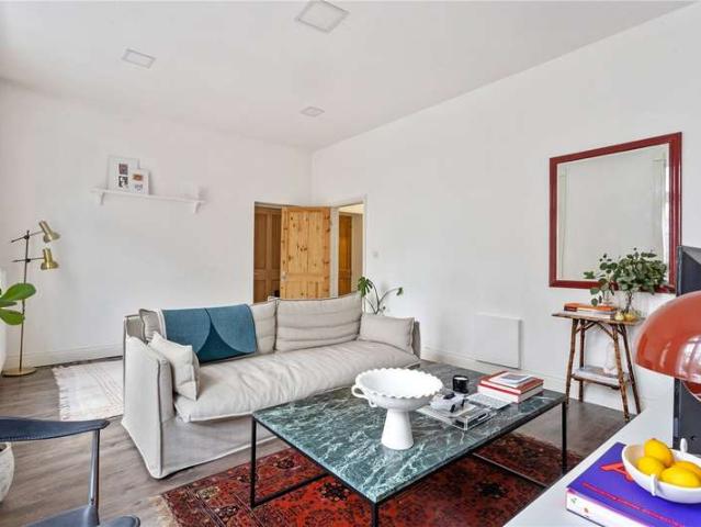 1 Bedroom Flat