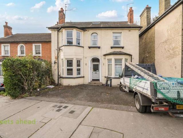 1 Bedroom Flat